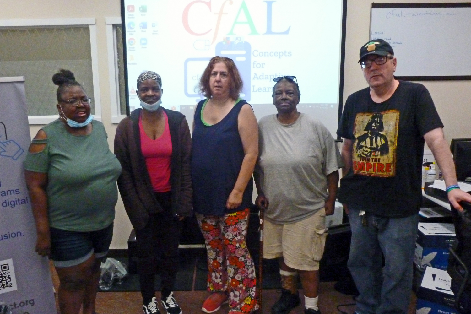 Recognizing Recent Graduates of the CFAL Computer Class at Fellowship ...
